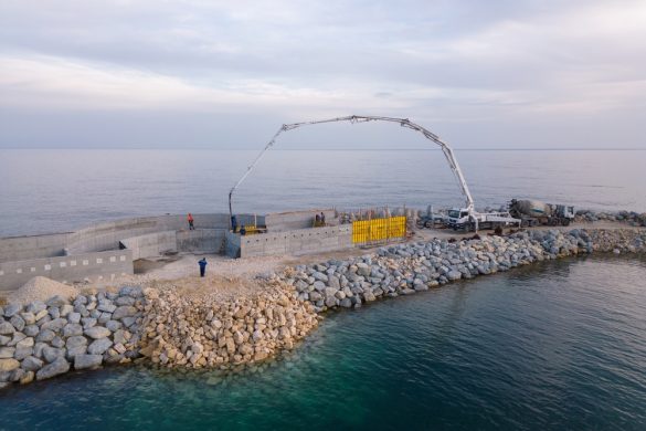 Breakwater & Jetty Engineering | Coastal Protection Insights & Projects