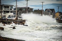 How Do Breakwaters Work? Science Behind Coastal Protection - Marine ...