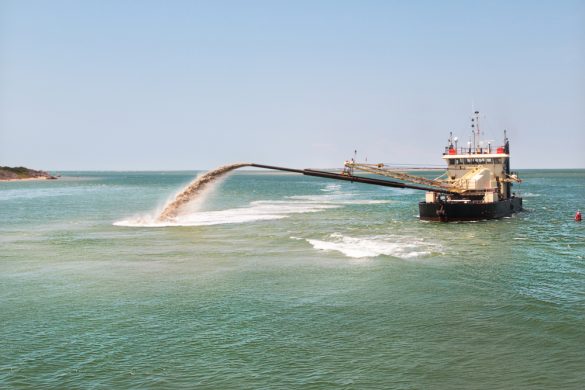 Breakwater Design 101: Key Principles and Challenges in Coastal ...
